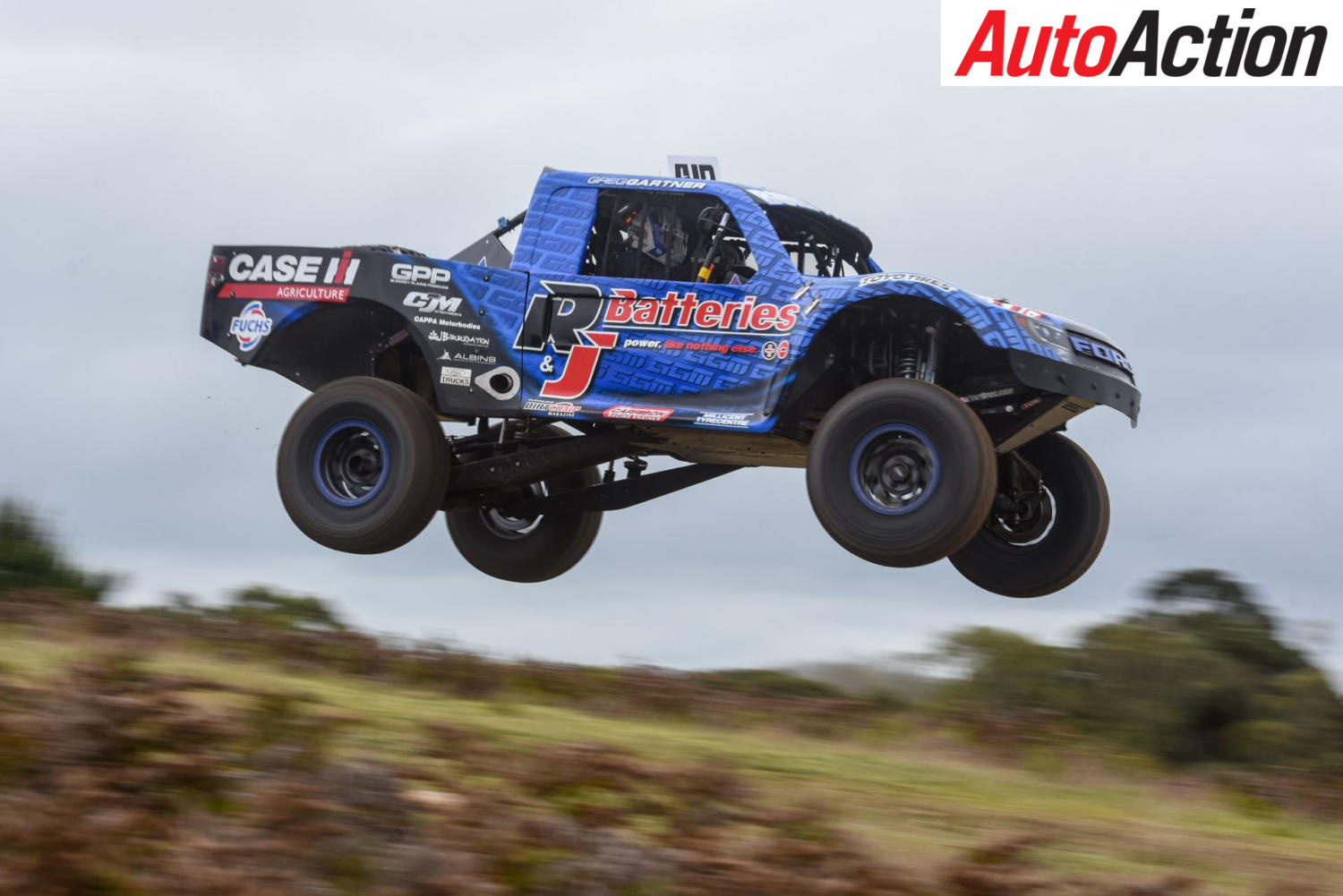 OFF ROADERS IN THE FOREST - Auto Action