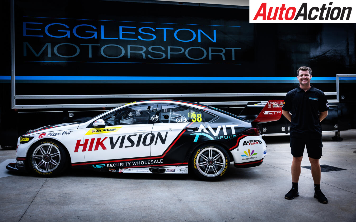 Crick shows off new warpaint - Auto Action