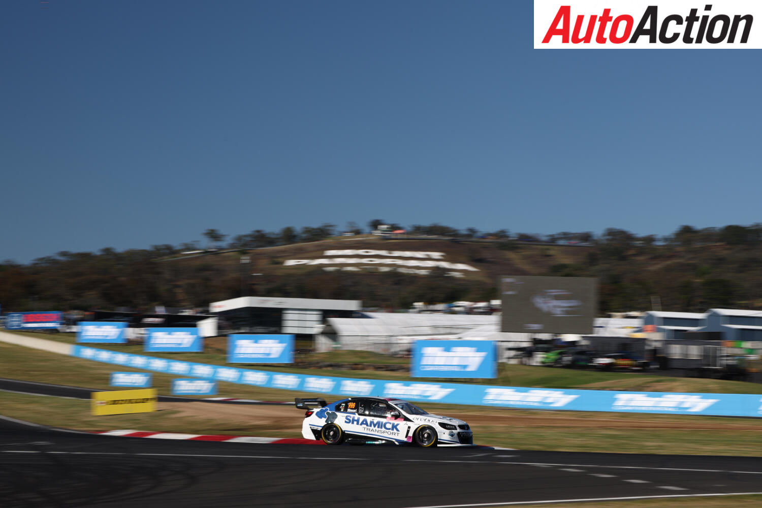 jobet stewart bathurst sat - Auto Action