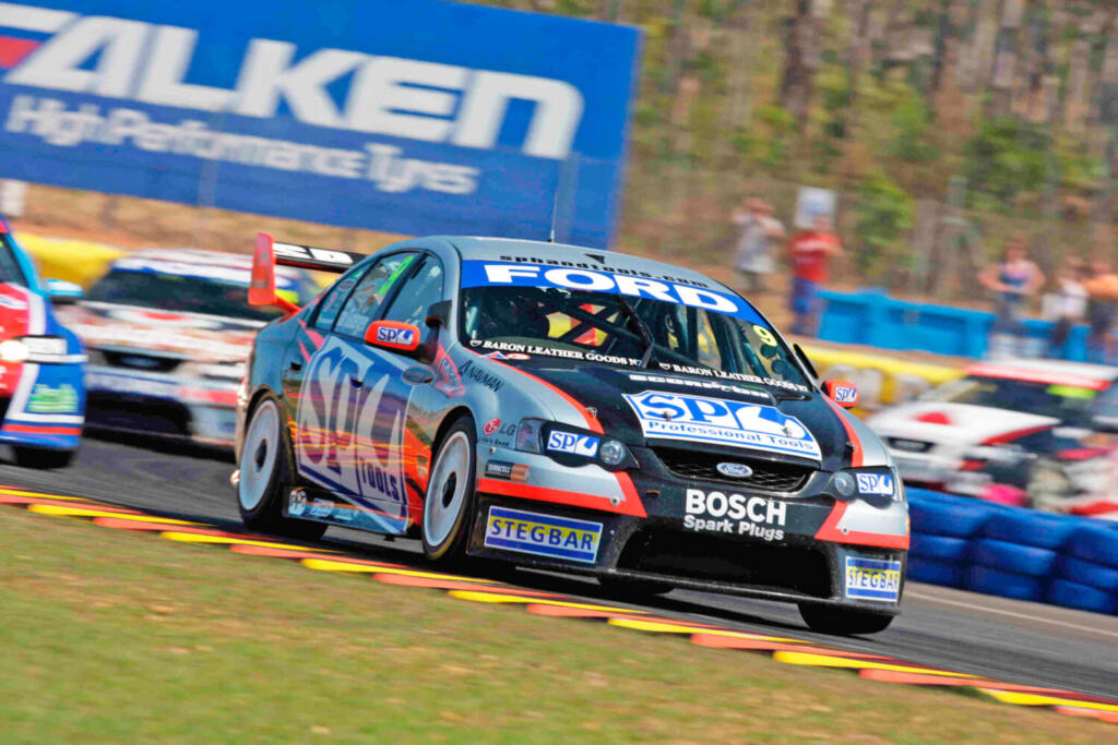 Van Gisbergen 2008 Australian V8 Supercars - Hidden Valley - Auto Action