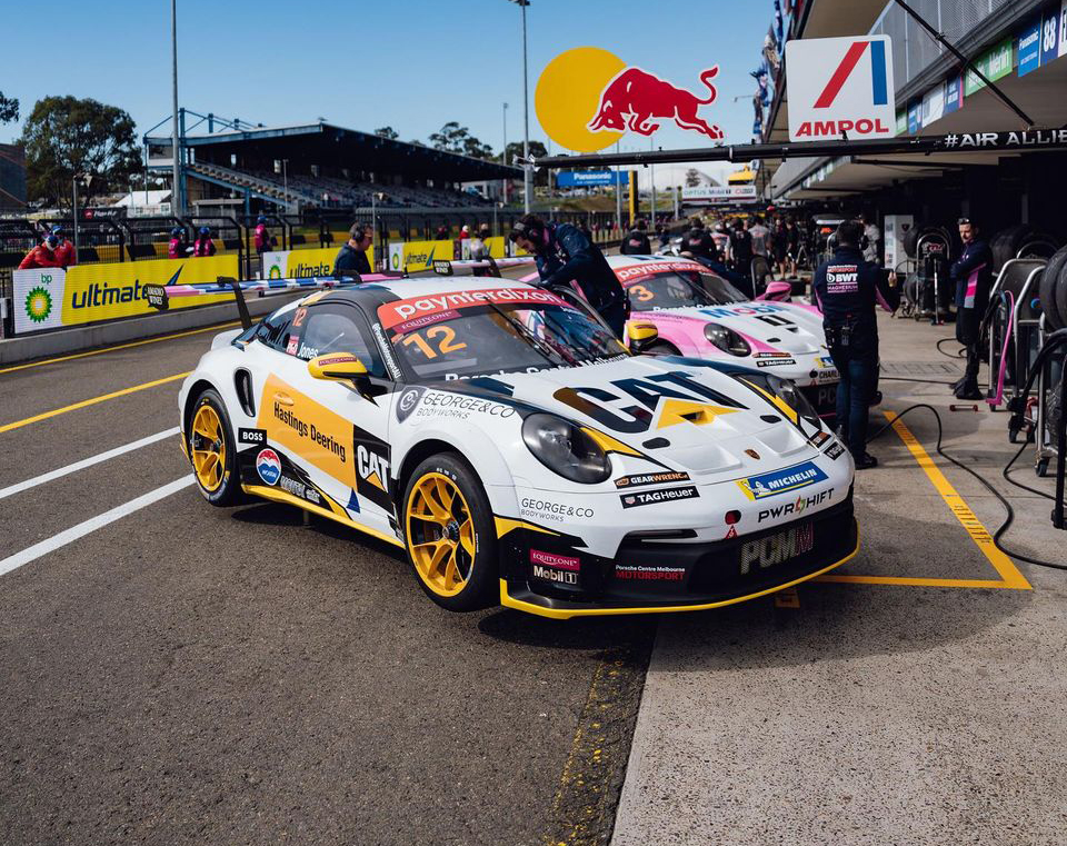 Jones dominates Carrera Cup opener - Auto Action