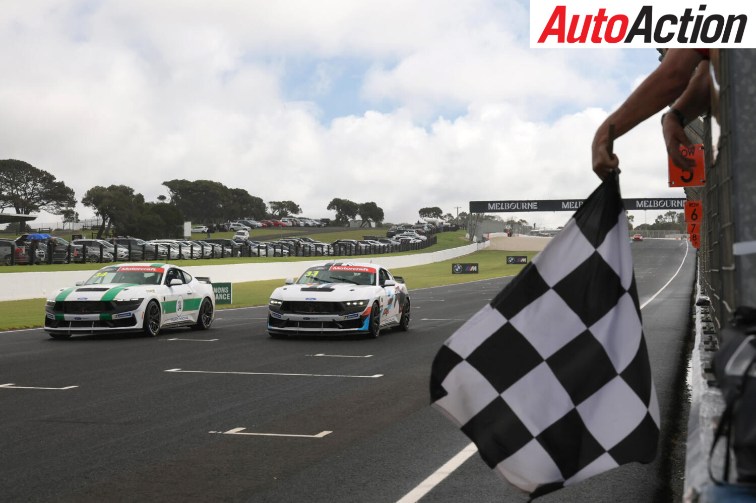 Cameron clings on in crazy Mustang Cup finish - Auto Action